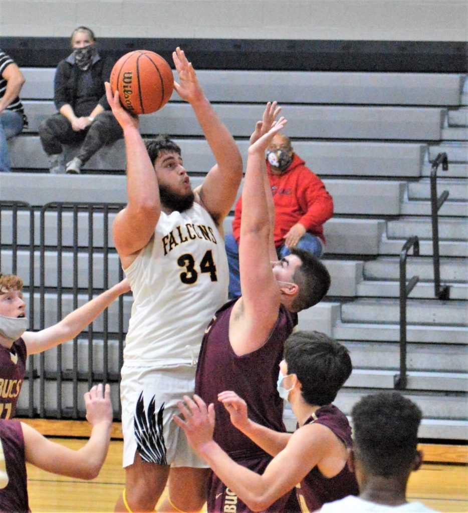 One and done: Teeter helps lift Falcons over Bucs in lone game before ...